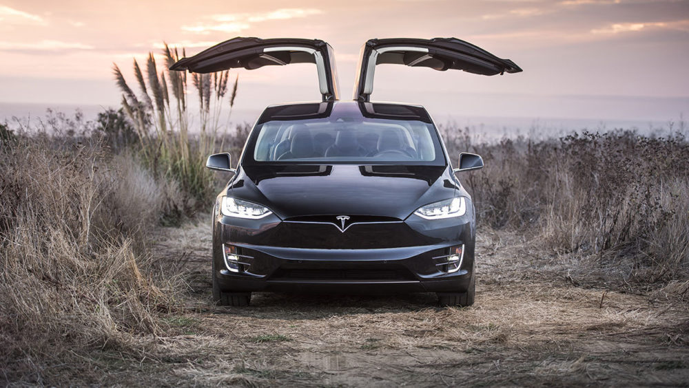 Tesla Car Review - Jaxtr