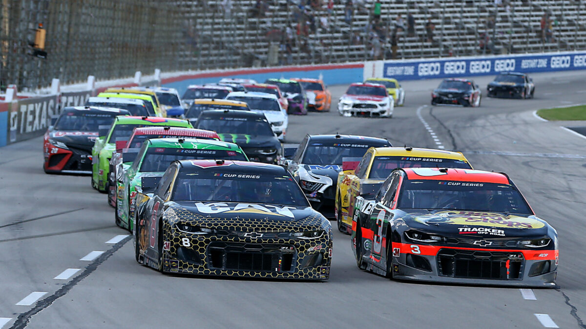 How Difficult Is It To Predict A NASCAR Race? - Jaxtr