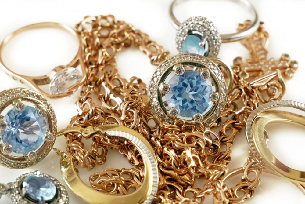 3 Benefits Of Choosing Custom Jewelry For Your Collections - Jaxtr
