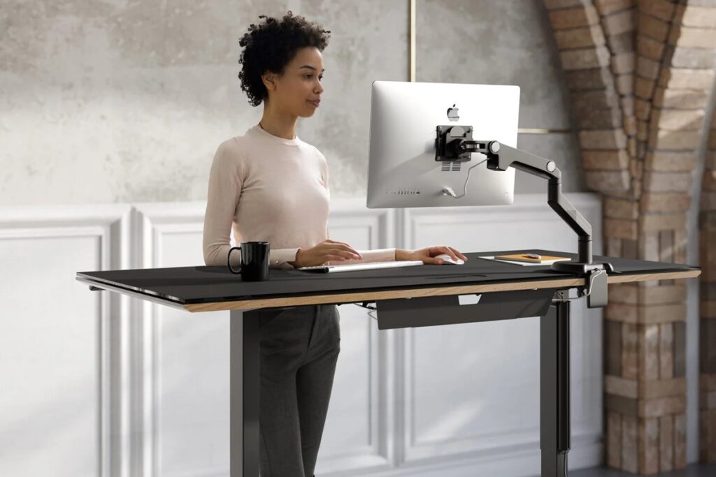 How Tall Should a Standing Desk Be? 10 Tips for Finding the Right ...